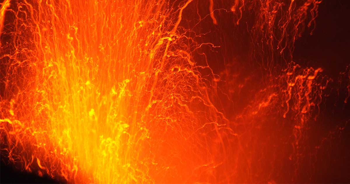 Le Stromboli et les éruptions stromboliennes